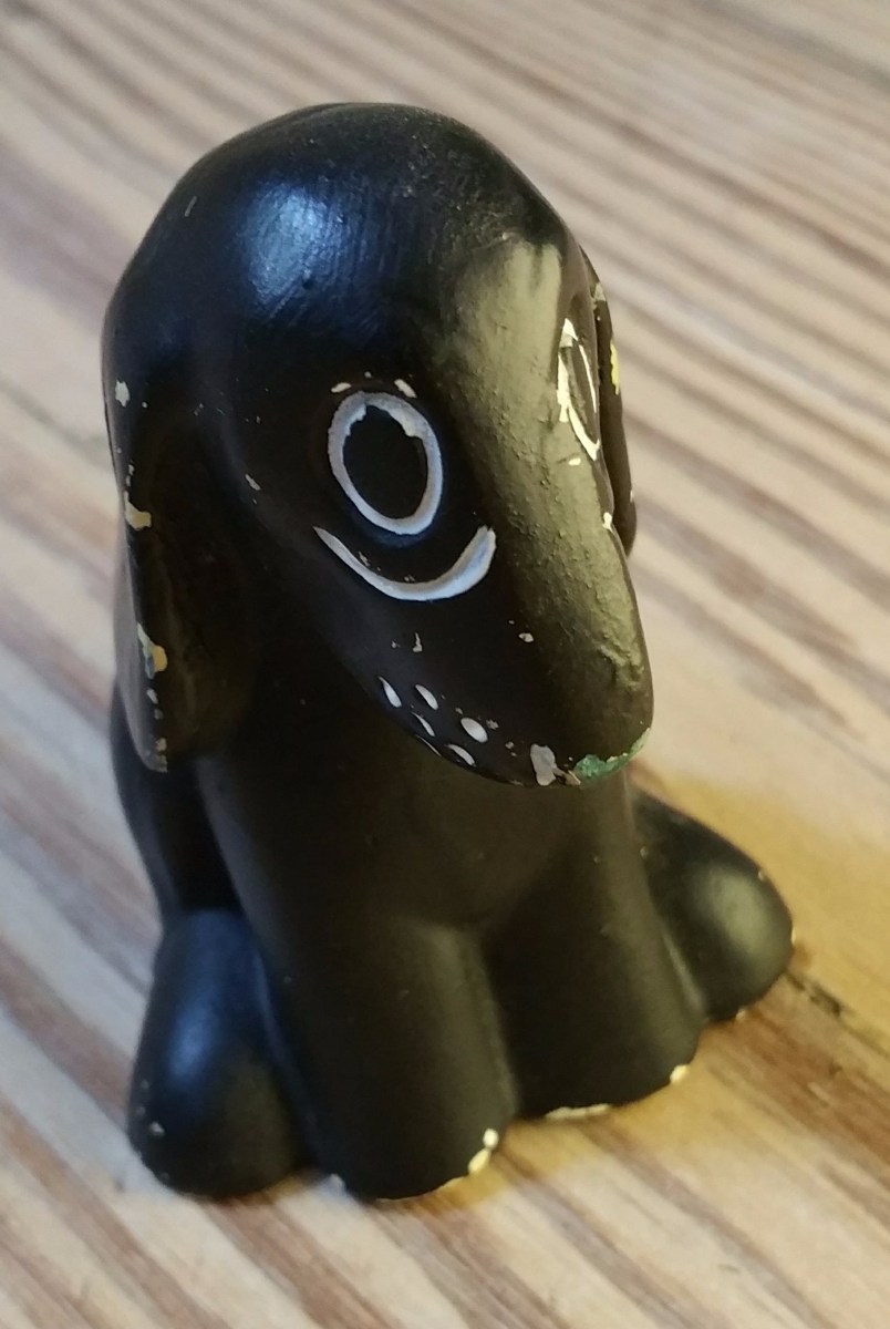 Sitting down dog by Duron – 6072 – 1950s vintage chalkware statues